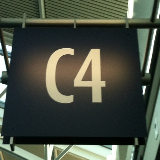 Gate C4 - Airport Gate in Portland