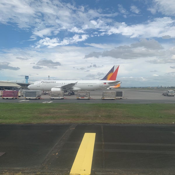 RPLL Holding Point Runway 06