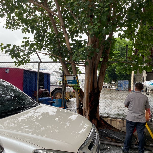 Alphaland Hangar - Pasay City District 1 - 5 tips from 892 visitors