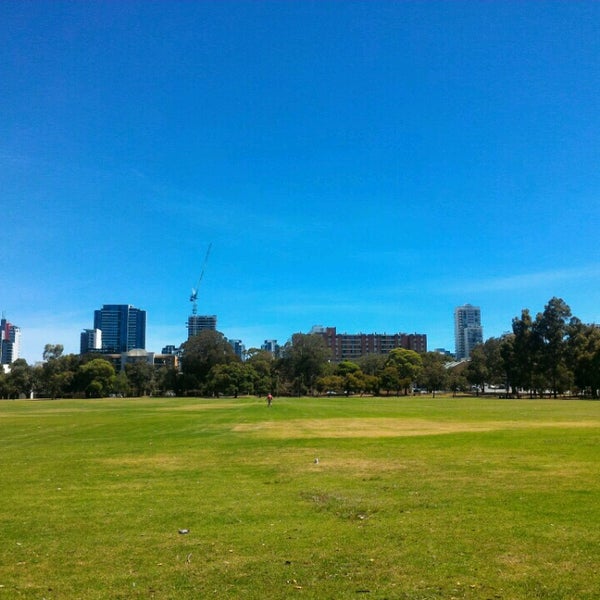 Wellington Square - East Perth - 7 tips