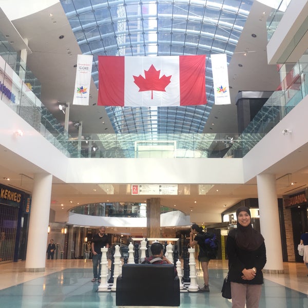 Photos at The CORE Shopping Centre - Downtown Calgary - 317 7th Avenue SW