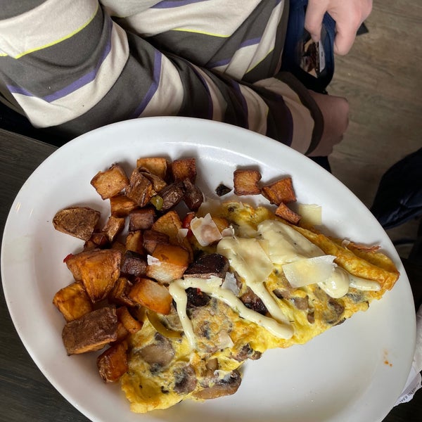 Reiver's Bar and Grill - Old South Gaylord - Denver, CO