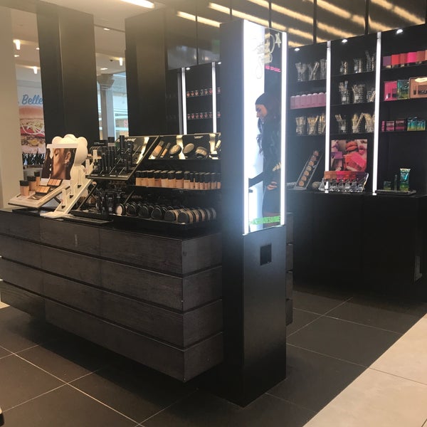 MAC Cosmetics - Cosmetics Store in Bellevue Square