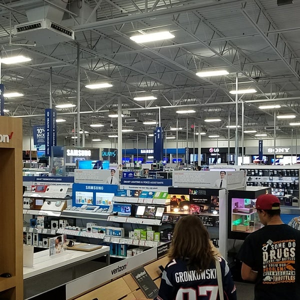 Best Buy - Electronics Store