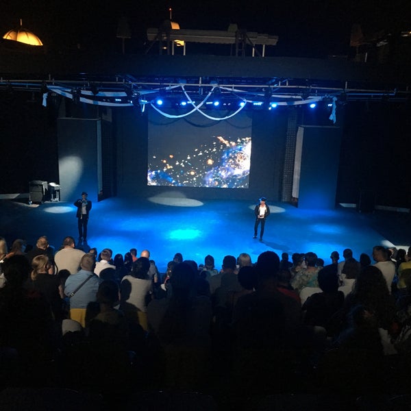 Magic Life Jacaranda Amphitheater