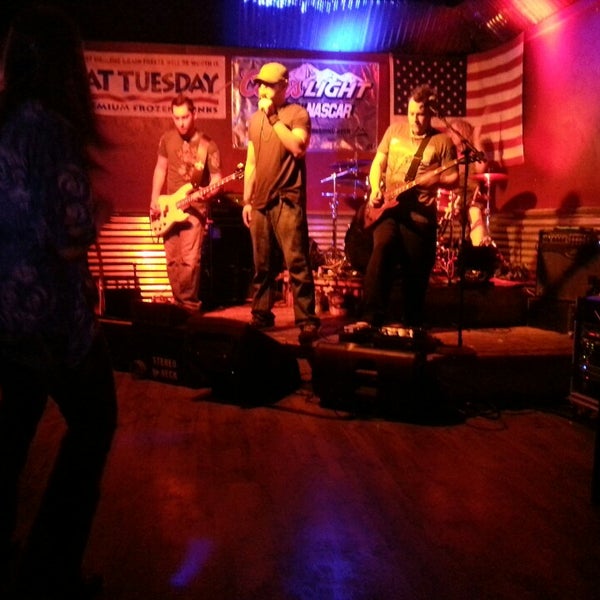 Brewskeys Bar - Dive Bar in Oklahoma City