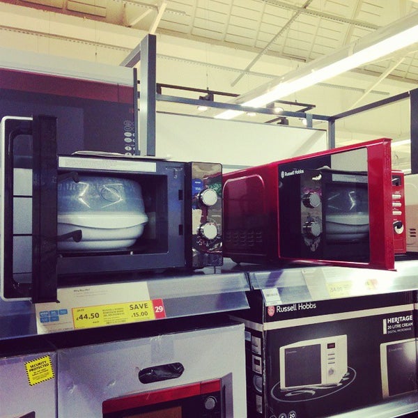 Tesco Extra - Redruth, Cornwall