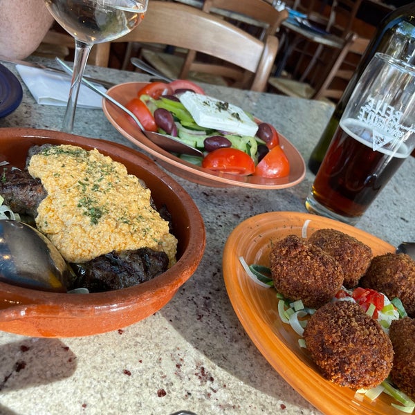 Ouzeri - Greek Restaurant in Montreal