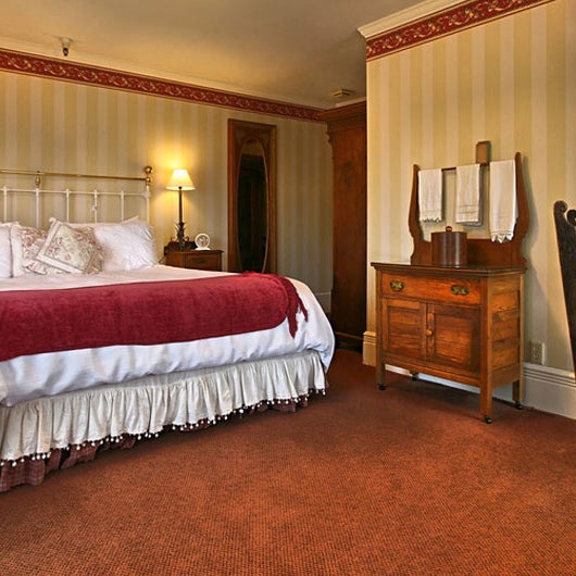 Centrella Inn - 8 tips from 242 visitors