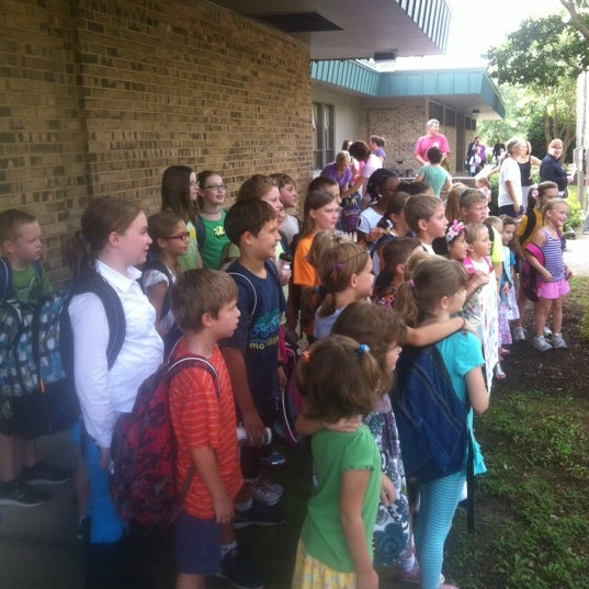 Robious Elementary School - 1 tip from 82 visitors