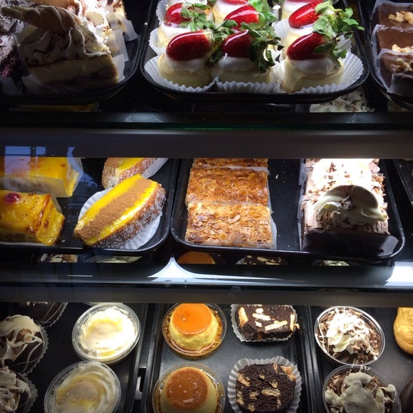 Caldense Bakery - 12 tips from 206 visitors