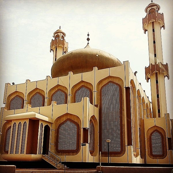 Adliya's Mosque - 1 tip from 82 visitors