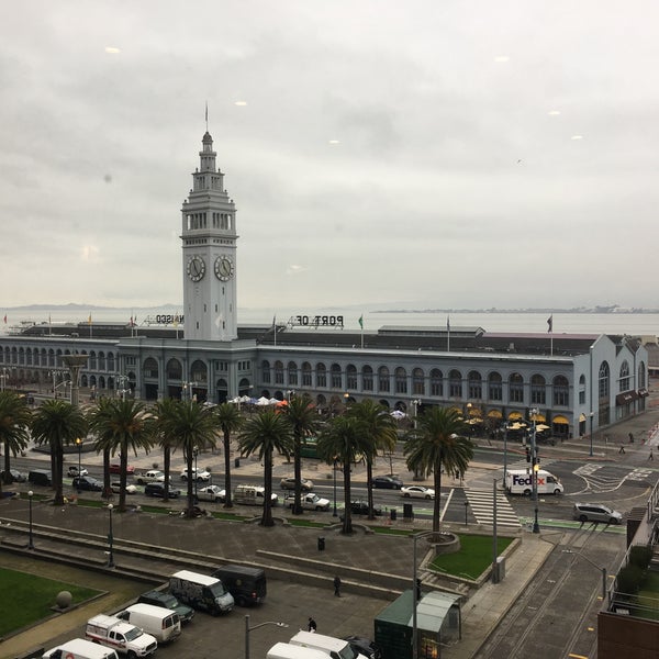 Visa Global Headquarters - Office in Financial District