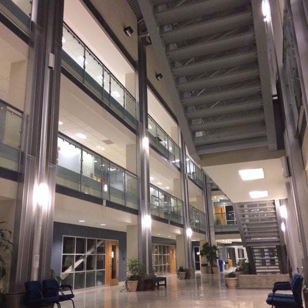 Butler-Carlton Hall - College Engineering Building in Rolla