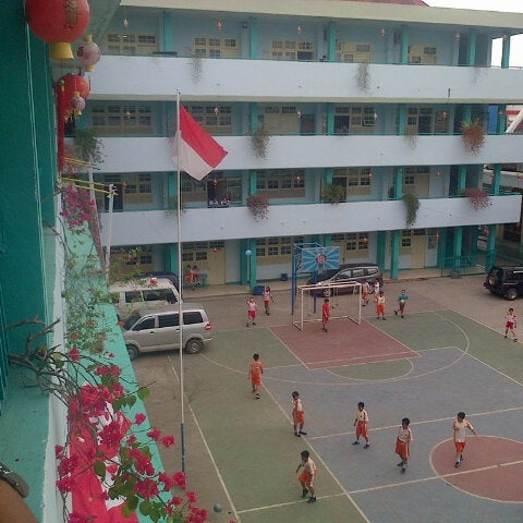 Sekolah Methodist 2 Palembang - High School in Palembang