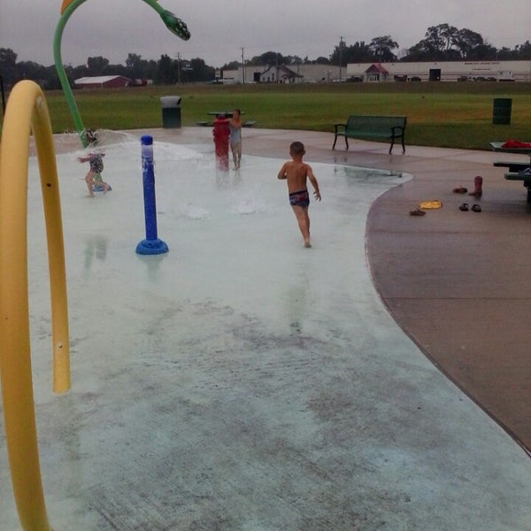 Lamar Park Splash Pad - 2561 Porter St SW