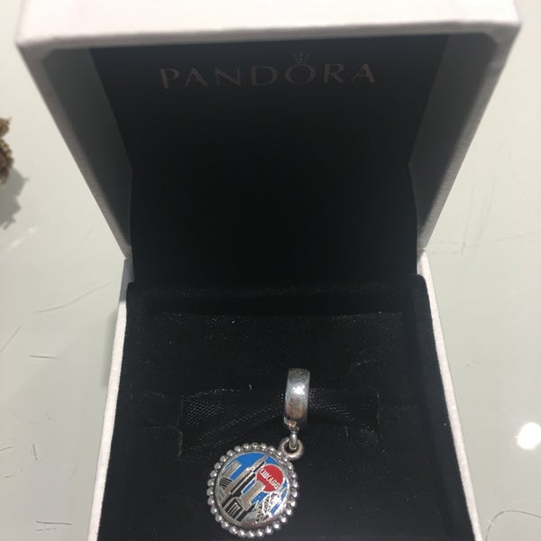 Pandora - Streeterville - Chicago, IL