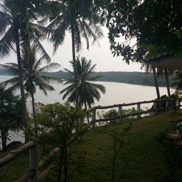 Koh Mak Buri Hut Natural Resort (เกาะหมาก บุรีฮัท แนชเชอรัล รีสอร์ท ...