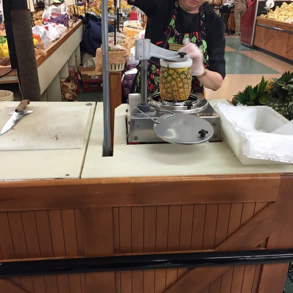 Photos at Shady Maple Farm Market - Supermarket