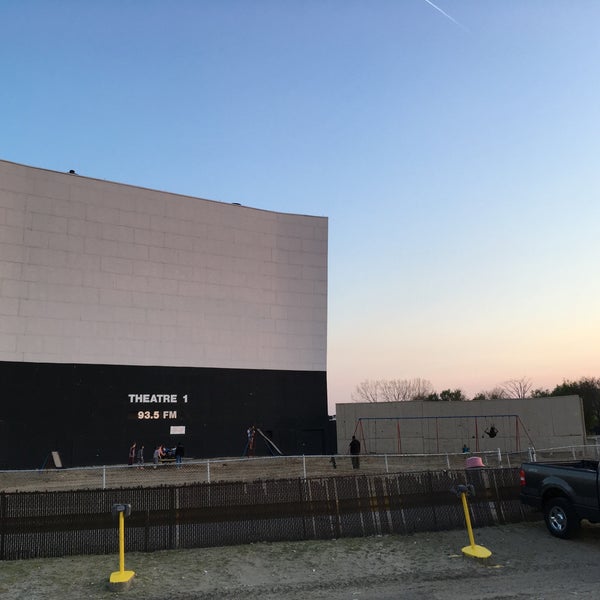 Ford Drive-In Theatre - Movie Theater in Dearborn