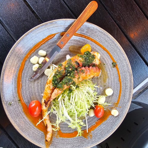 Limon Rotisserie - Peruvian Restaurant in Burlingame