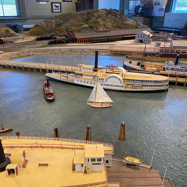 Tiburon Railroad & Ferry Depot Museum - 1920 Paradise Dr