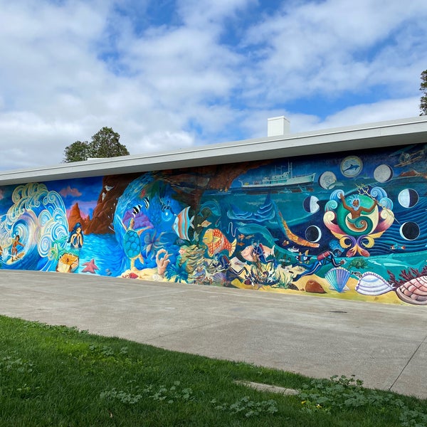 Garfield Pool - Mission District - 26th and Harrison