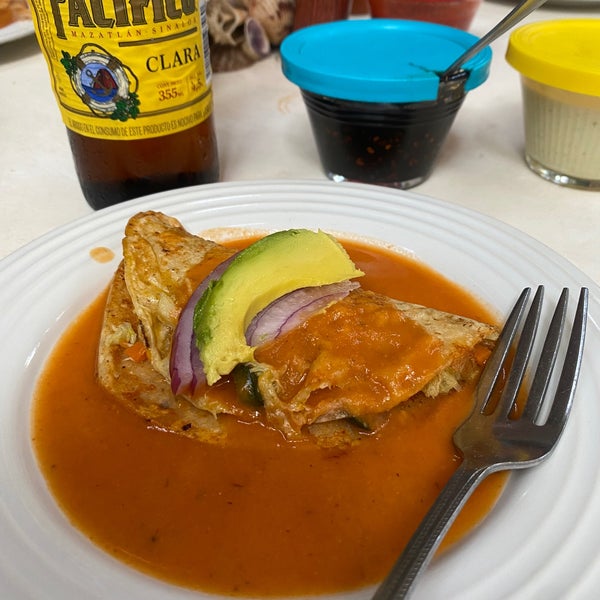 Mariscos Cisneros - Aguacate 271