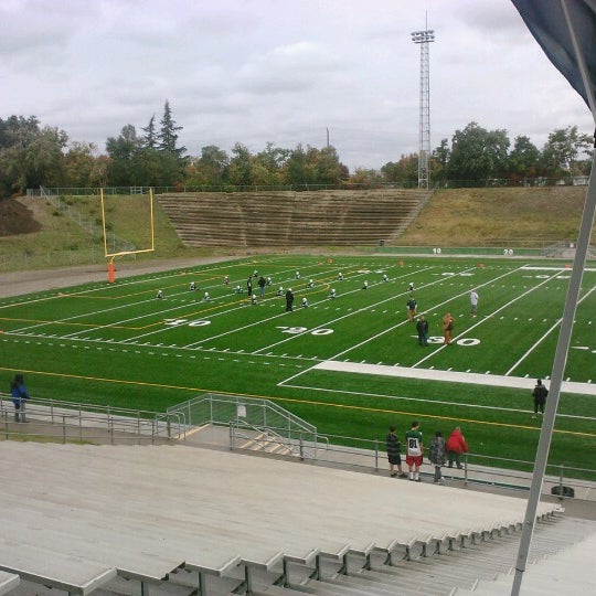 Grape Bowl Stadium - 1 tip