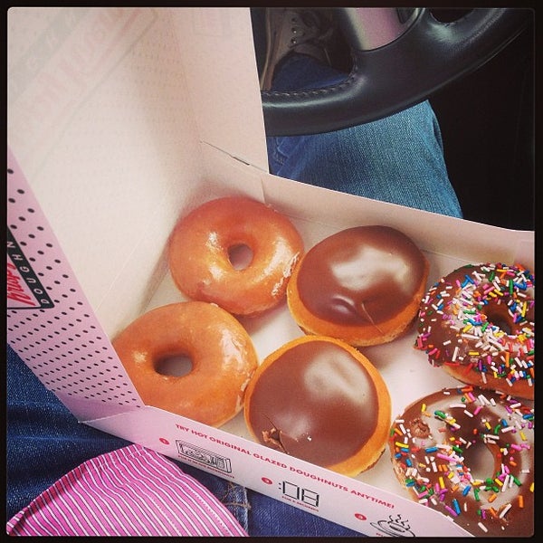 Photos at Krispy Kreme Doughnuts - Gardiner Lane - Louisville, KY