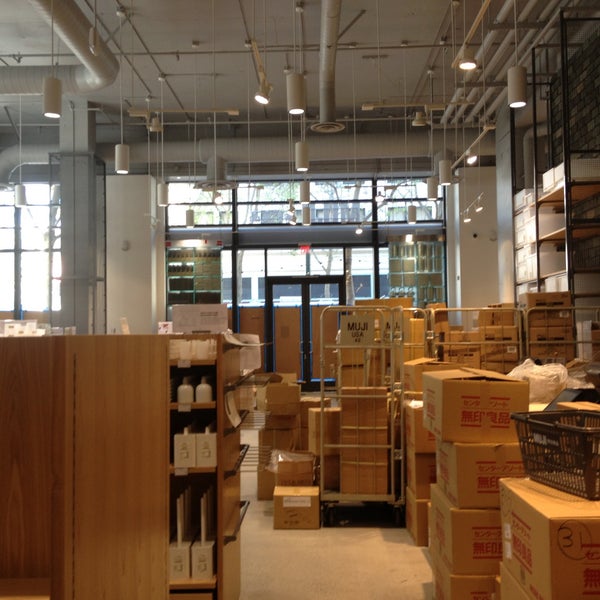 MUJI 無印良品 - Downtown San Jose - San Jose, CA