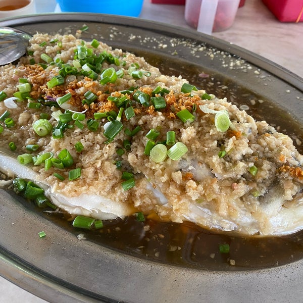Photos at Mun Kee Steam Fish Head 文记鱼头王蒸鱼头 - Seputih - Kuala Lumpur ...
