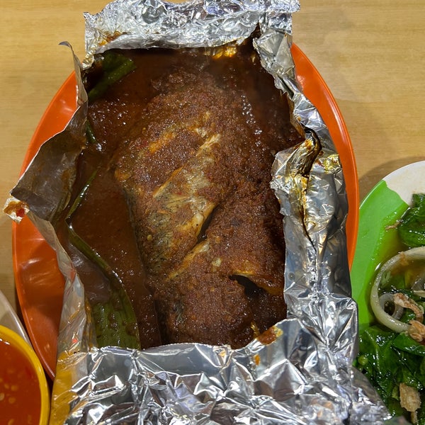 Restoran KST (Ikan Bakar) - Seafood Restaurant in Kota Bharu