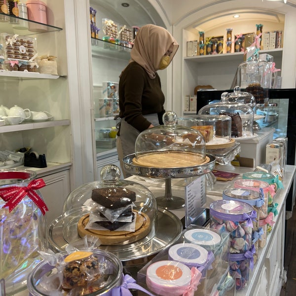 Delectable by Su - Cupcake Shop in Mid Valley City