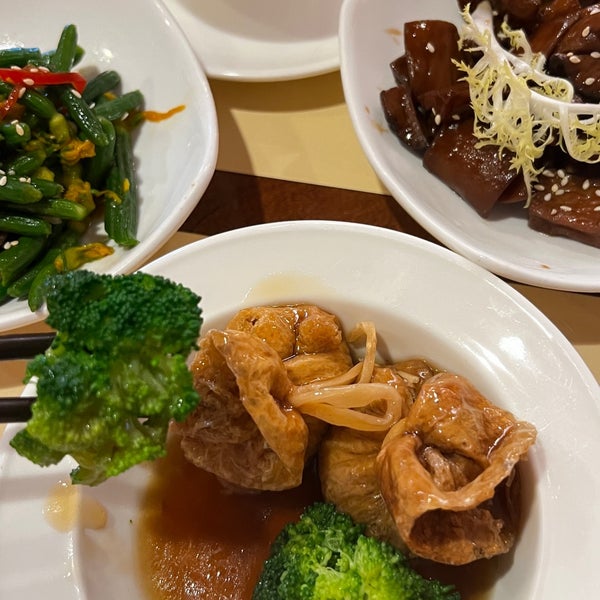 Chi Lin Vegetarian - Vegan and Vegetarian Restaurant in 钻石山