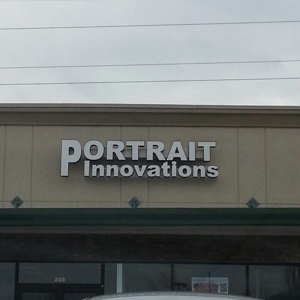 Portrait Innovations - Photography Lab