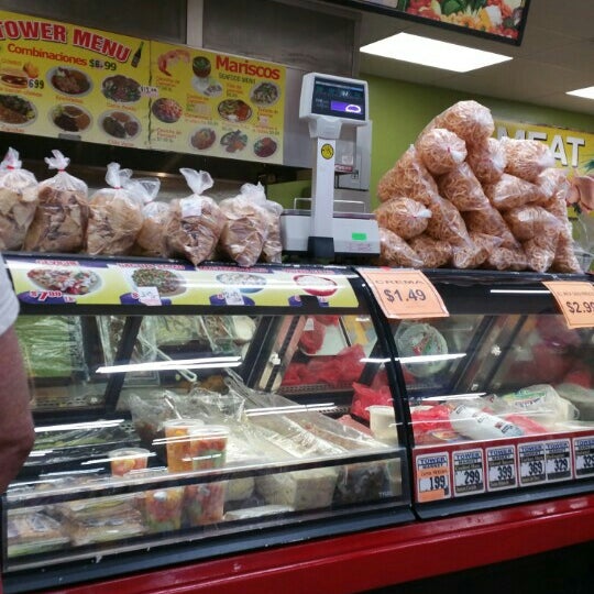 Tower Market - Tower District - Fresno, CA