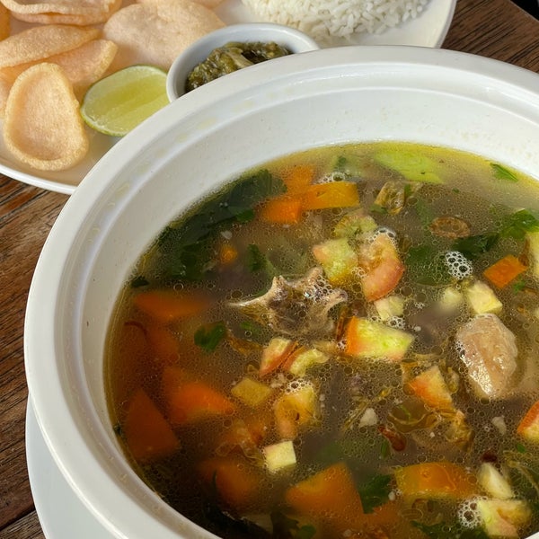 Koi Mega Kuningan - 1 tip