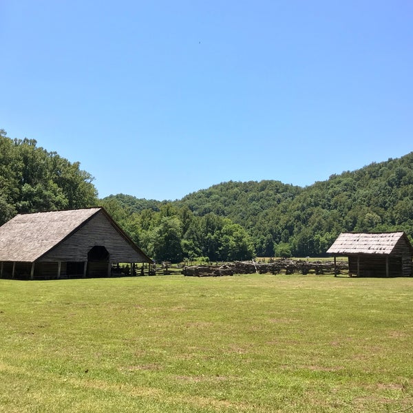 Mountain Farm Museum - Historic and Protected Site