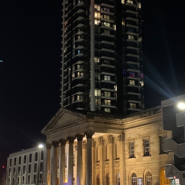 Elephant & Castle London Underground Station - Elephant and Castle - 18 ...