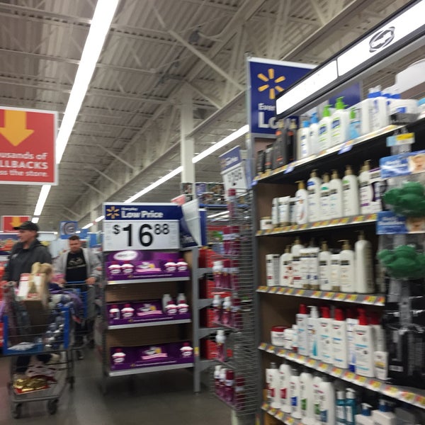 Walmart Supercenter - Superstore