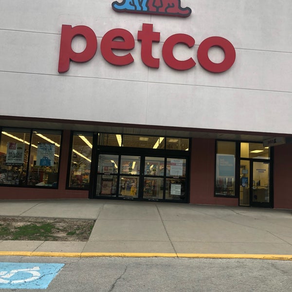 Petco Store Front