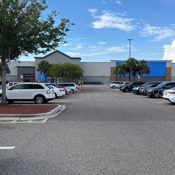 Walmart Supercenter - Big Box Store in Palm Harbor