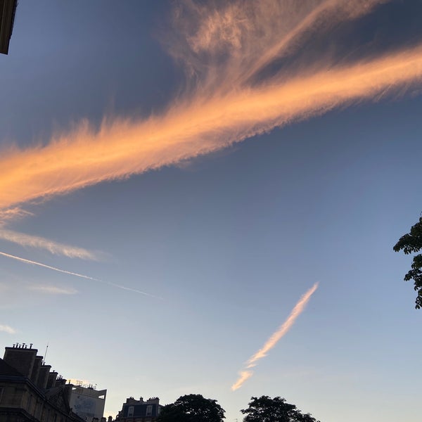Place de la Nation - Plaza in Paris