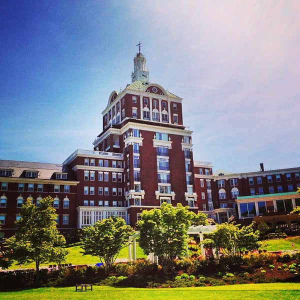 The Omni Homestead Resort - Resort