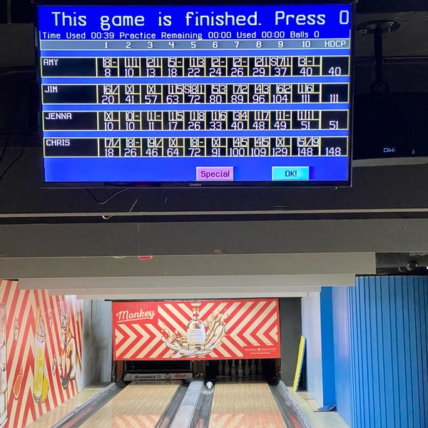 Thunder Bowl - Bowling Alley in Hung Hom