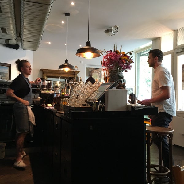 Alpineum Kaffehaus & Bar - Café