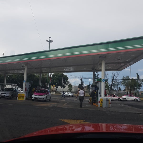 Gasolinera PEMEX cualli 0114 - Gas Station