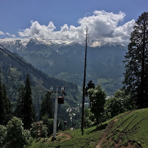 Solang Valley :Adventure Hub Of Manali - Ski Trail in Solang