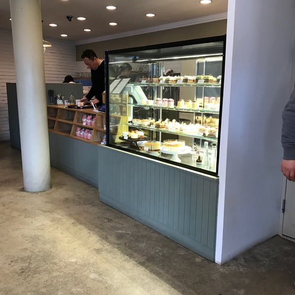 Rumi Cake (루미케익) - 법흥리 - 7 tips from 156 visitors